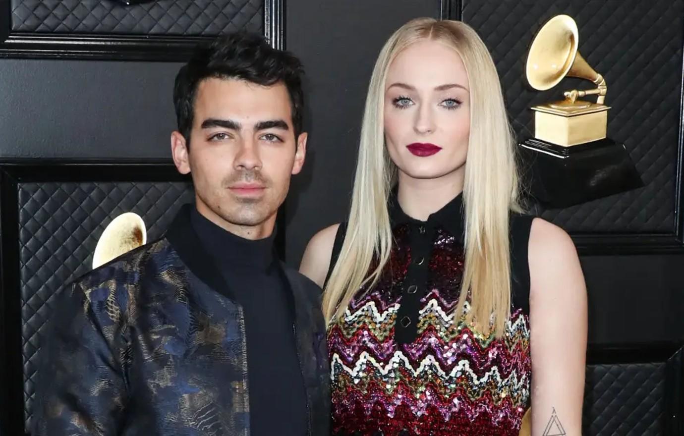 Sophie Turner Sends Cryptic Message To Joe Jonas Amid Custody Drama