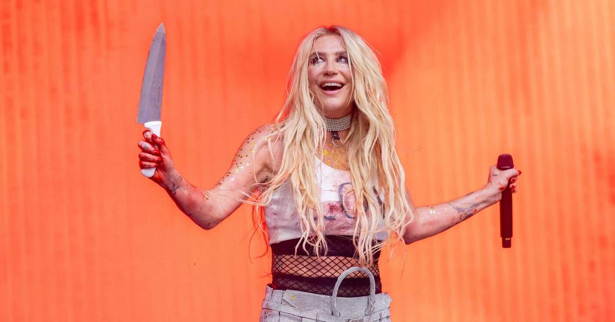 Kesha Didn't Know She Used Real Butcher Knife At Lollapalooza