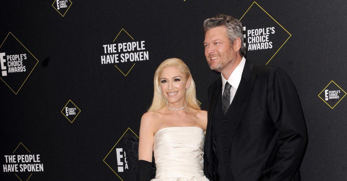 Gwen Stefani & Blake Shelton Share New Year’s Kiss Amid Divorce Rumors