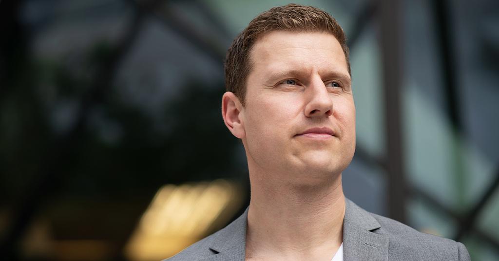 Mik Zenon: Behind The Scenes Of Social Media Star