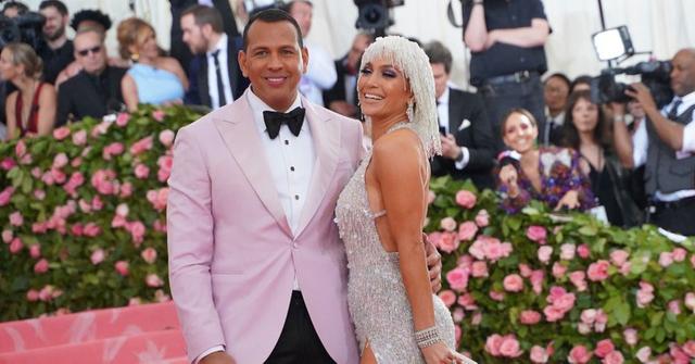 Alex Rodriguez Lost 6 Pounds in 2 Days to Not Look Fat at The Met Gala