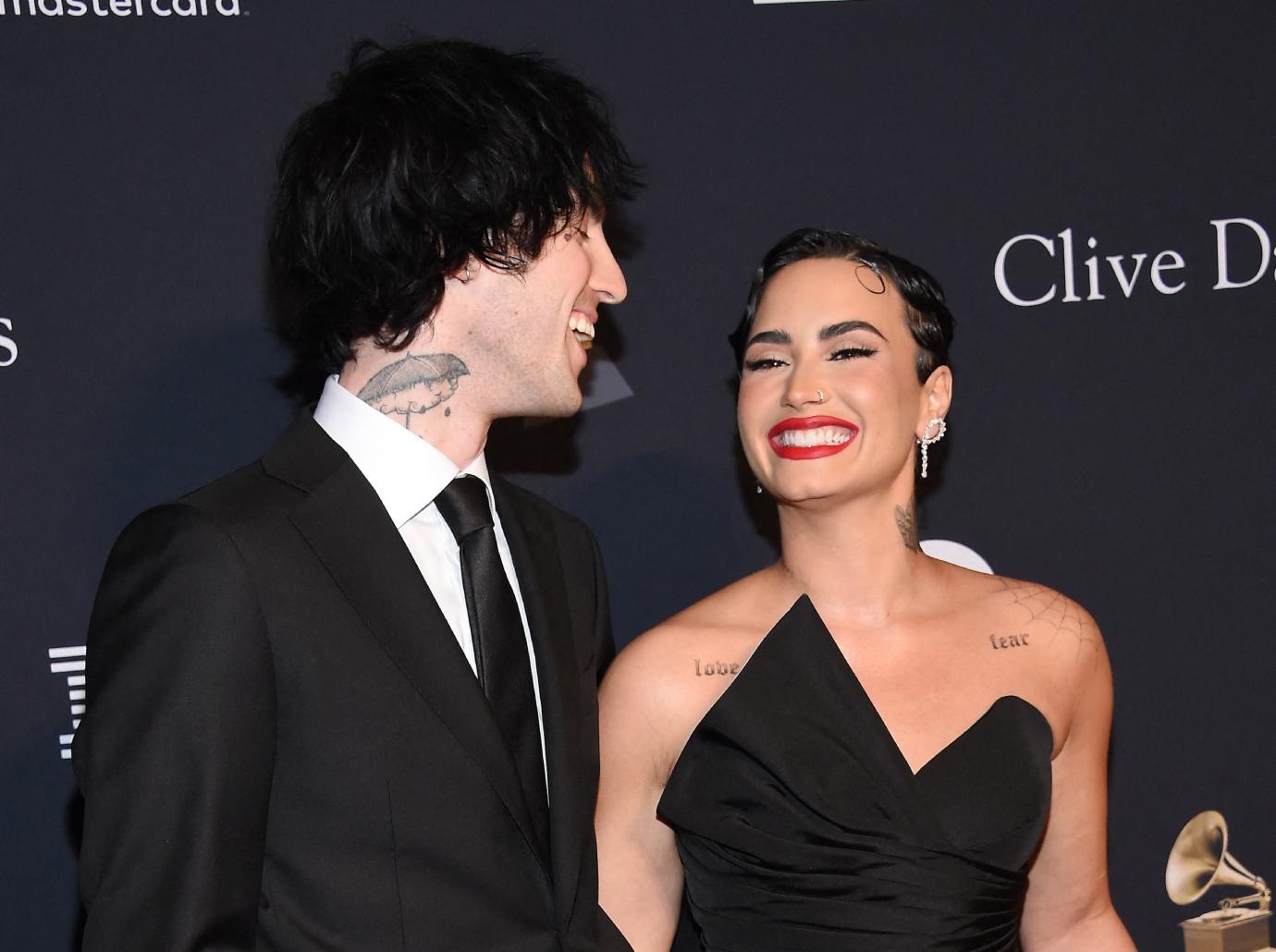 Demi Lovato Dress Shopping Ahead Of Wedding To Jordan 'Jutes' Lutes