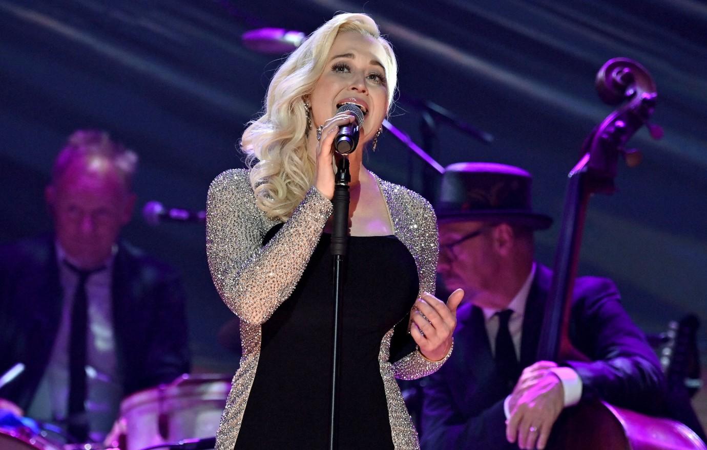 Kellie Pickler Cries In 911 Call From Husband Kyle Jacobs' Suicide