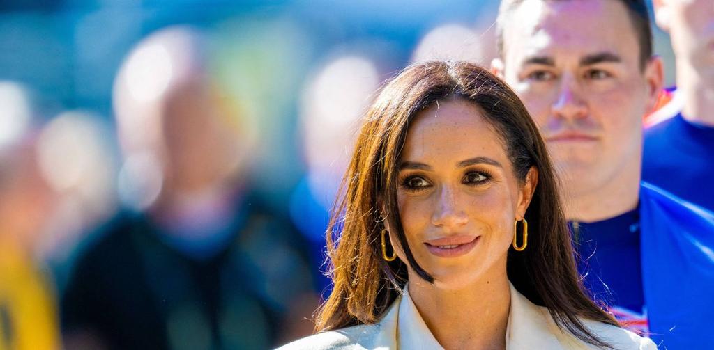 Meghan Markle Slammed For Flying Private To G9 Summit