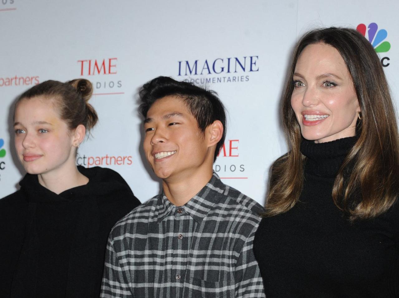 Shiloh Jolie-Pitt Takes Out Ad To Announce She's Dropping Dad's Name