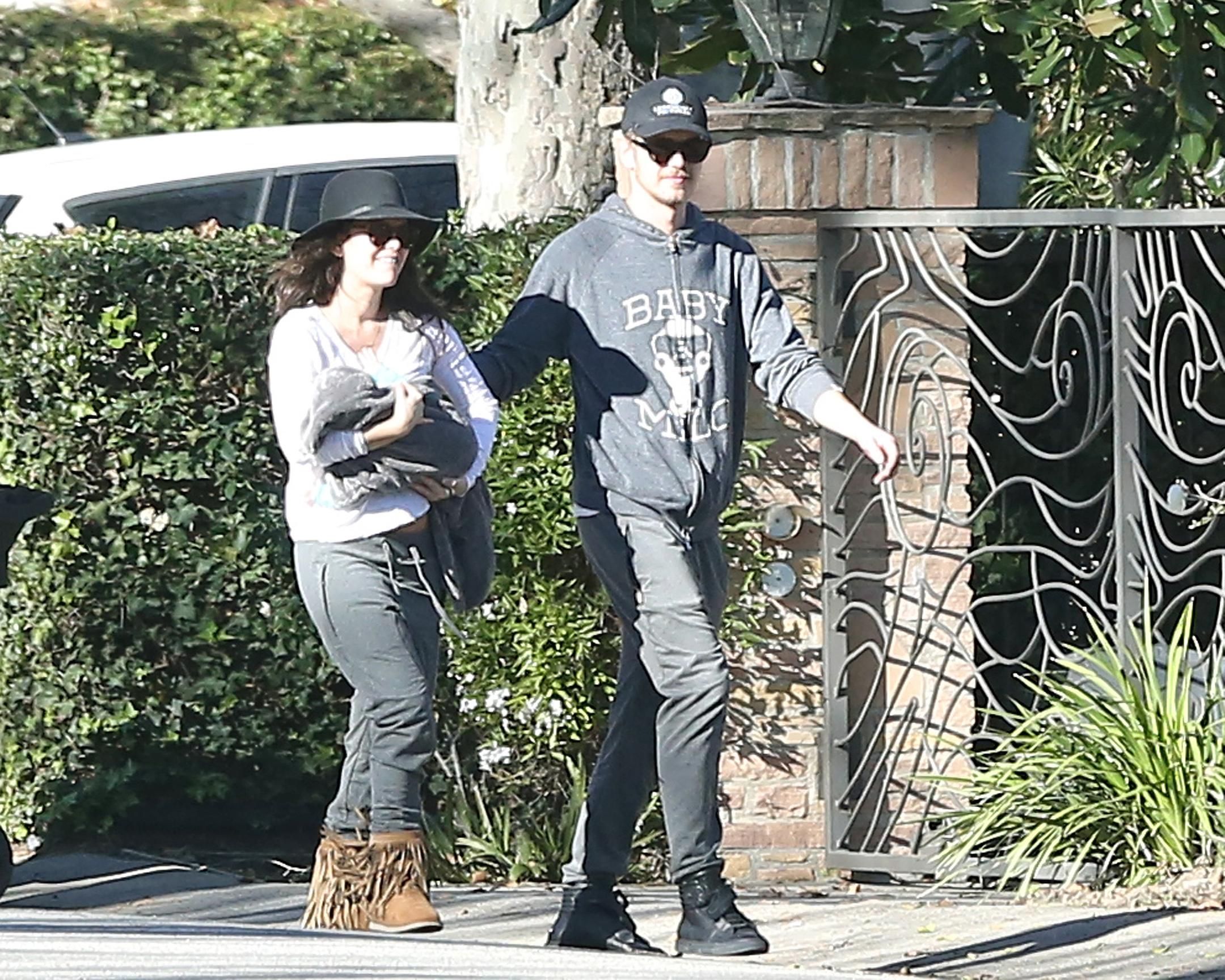 Rachel Bilson And Hayden Christensen Take Daughter Briar On A Road Trip!