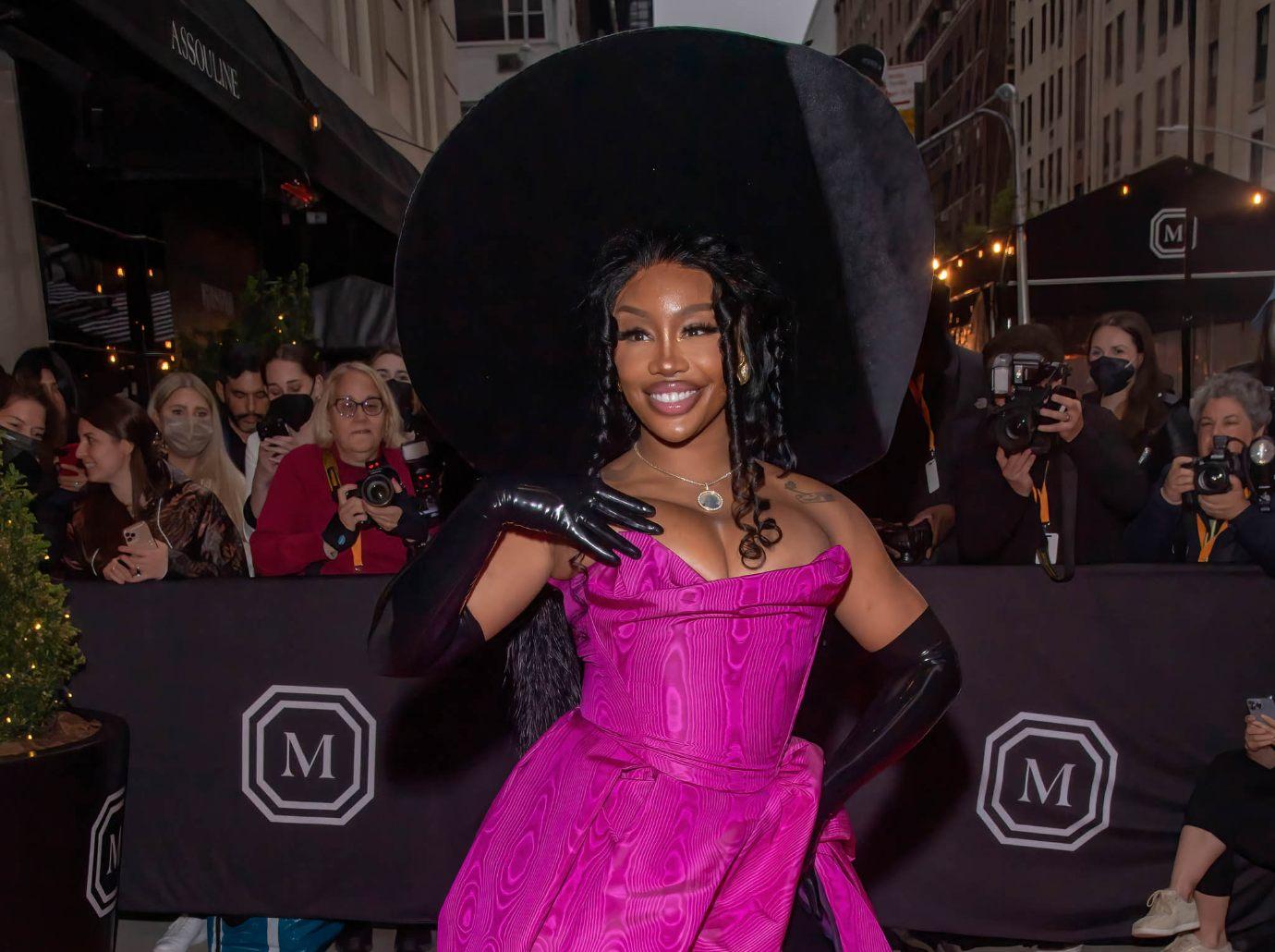 SZA Admits She Was Too 'Scared' To Talk To Beyonce At 2024 Grammys