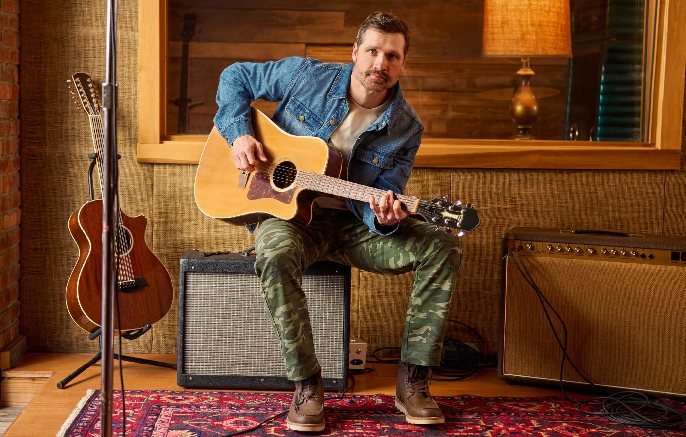 Walker Hayes Dishes If He Wants His Kids Going Into Showbiz