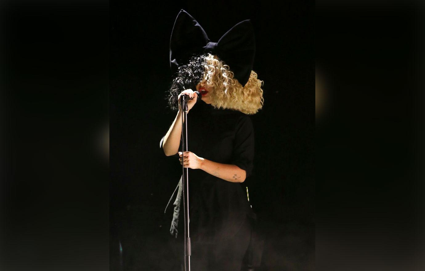 Sia Thanks Fans For Helping Her Stay Sober After Dog Dies