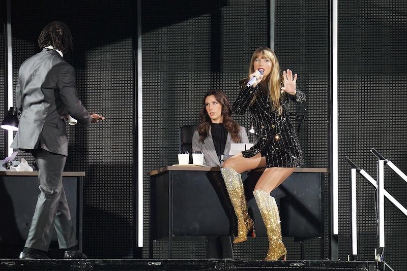 Newly Single Taylor Swift Spotted Out In NYC Following Joe Alwyn Split Newly Single Taylor Swift Spotted Out In NYC Following Joe Alwyn Split