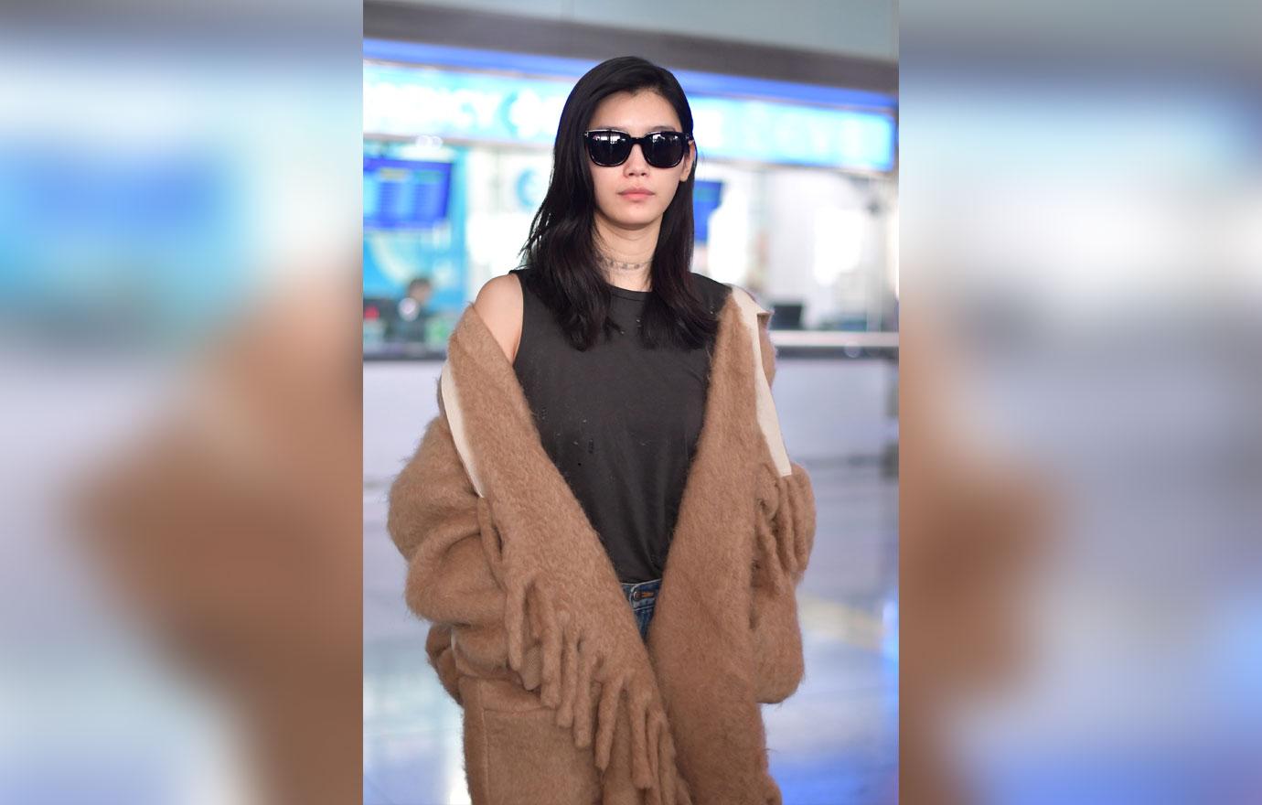 Fans Attack CBS For Not Editing Out Model’s Fall On Air