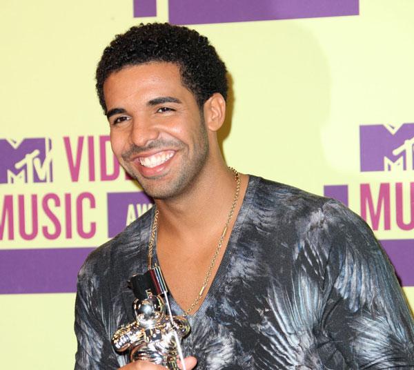 Drake Just Added To The List of Performers for the 2013 MTV VMAs! Plus ...