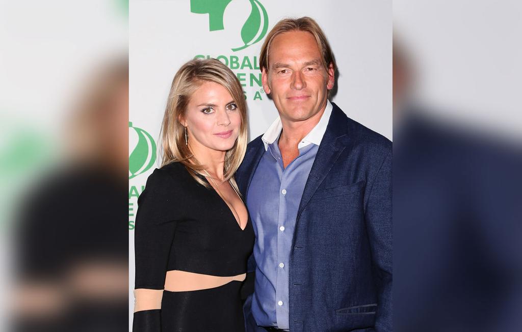‘Happy Endings’ Star Eliza Coupe & Husband Darin Olien Call It Quits