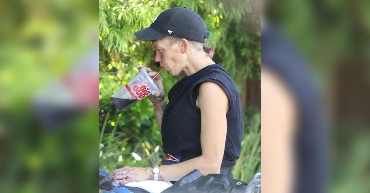 Homeless Loni Willison Sifts Through Trash & Smokes Ahead Of Birthday