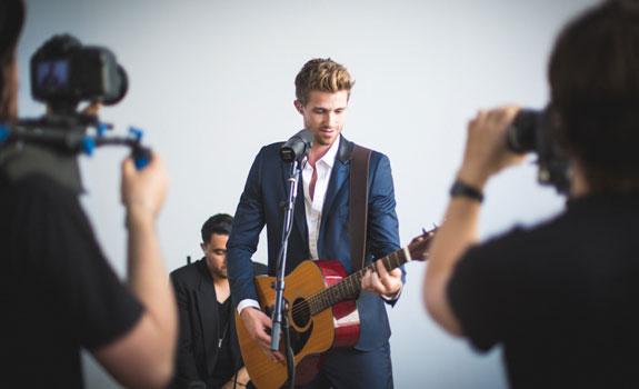 OK! Hottie of the Day: Josiah Hawley From 'The Voice'