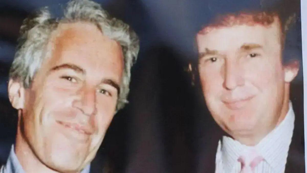 White House Fuming Over Replica Of Trump's Birthday Card To Epstein