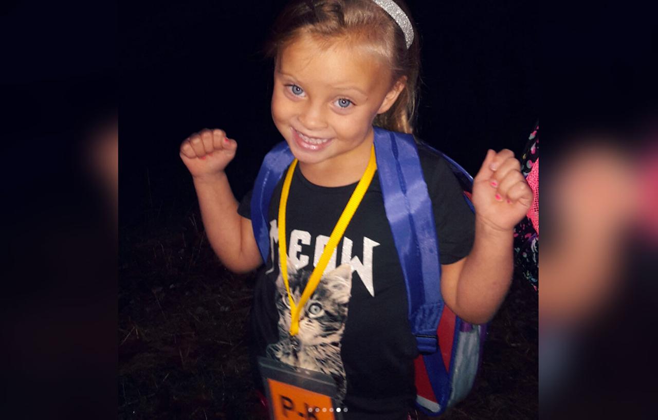 Leah Messer Posts ADORABLE Pics Of Her Daughters Heading To School