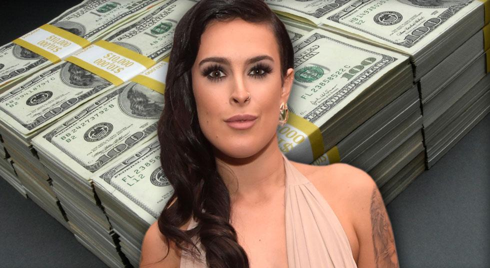 Rumer Willis Net Worth — Find Out How Much Money The DWTS Contestant Earns!
