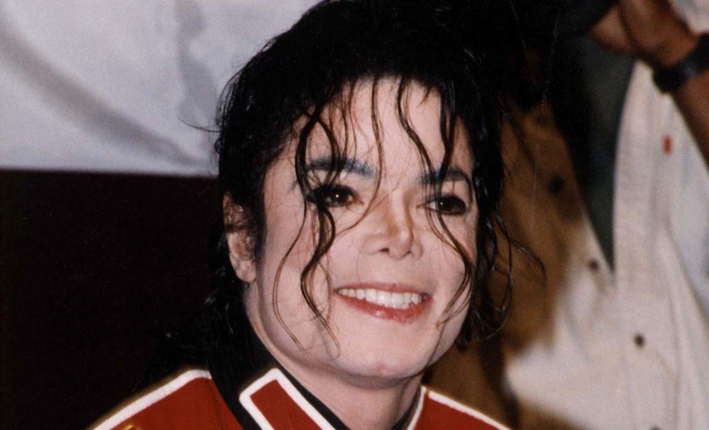 Rashida Jones Was Bit By Michael Jackson's Chimpaznee: 'Traumatic'