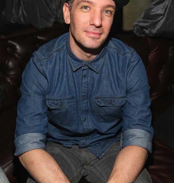 OK! Old School: JC Chasez Is Tweeting, Let's Take a Moment to Talk About It