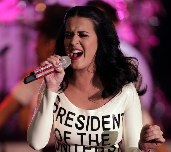 Katy Perry Performs at Las Vegas Rally for President Obama