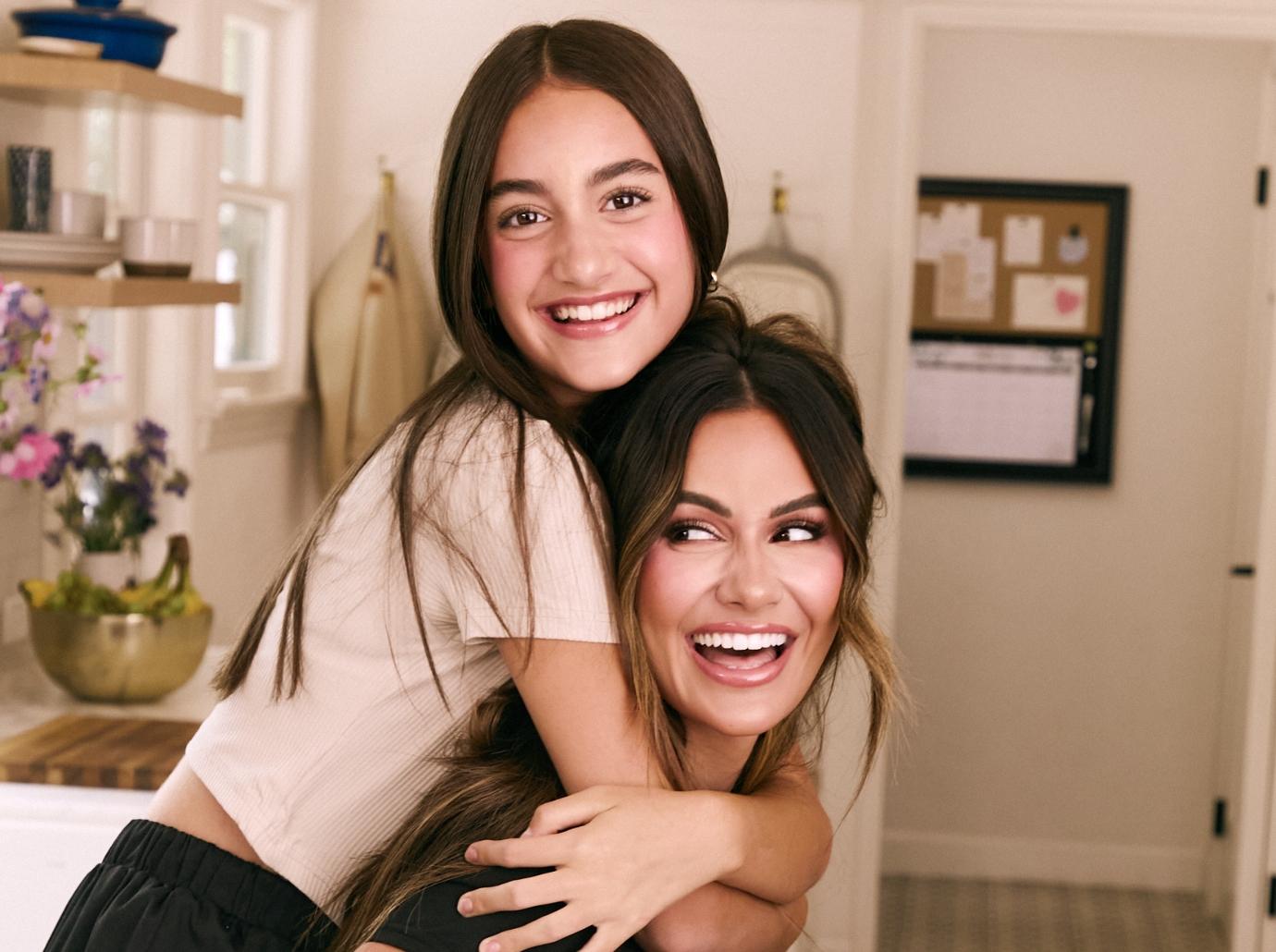'Love Is Blind' Star Jessica Vestal's Daughter Helps Her Make Content