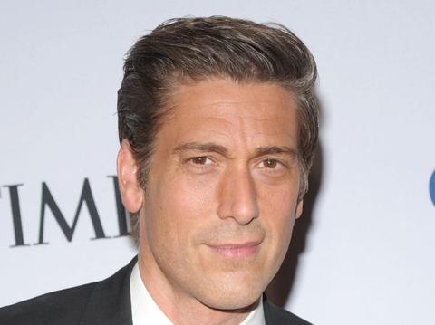 David Muir's Clothespin Snafu 'Embarrassed' ABC Insiders