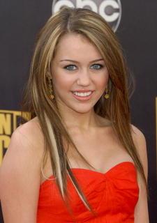 Miley Cyrus "So Excited" for 15th Birthday