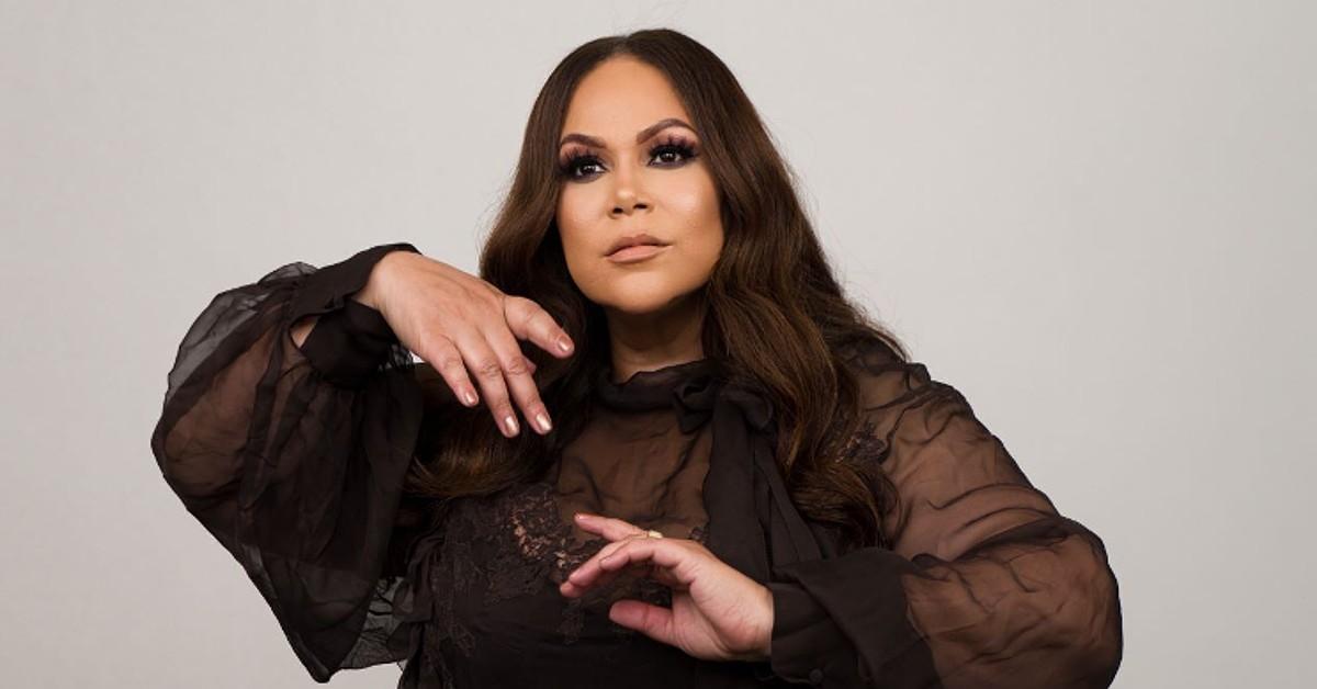 Singer Mela Lee Discuss How Fame Comes With Difficulties