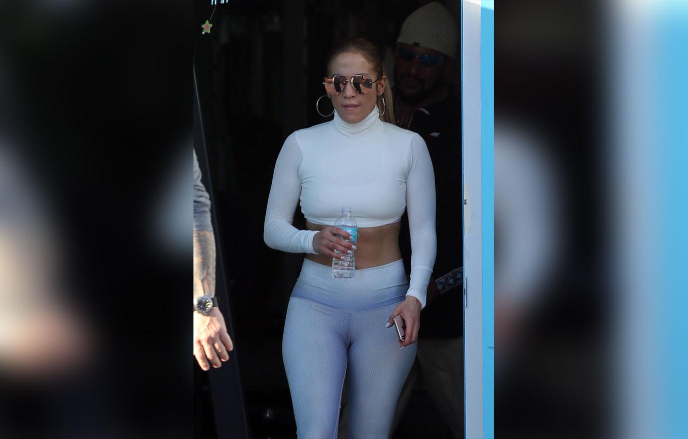PICS Jennifer Lopez Bares Her Midriff During Intense Yoga Workout