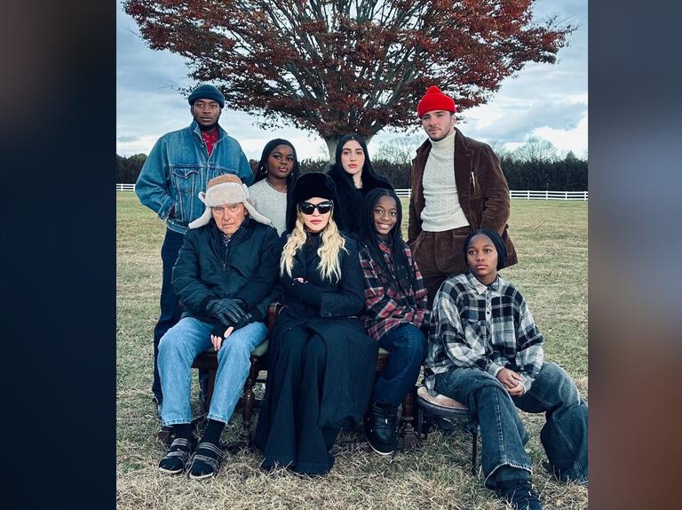 Madonna Celebrates Thanksgiving With Boyfriend, Her Dad & Kids: Photos