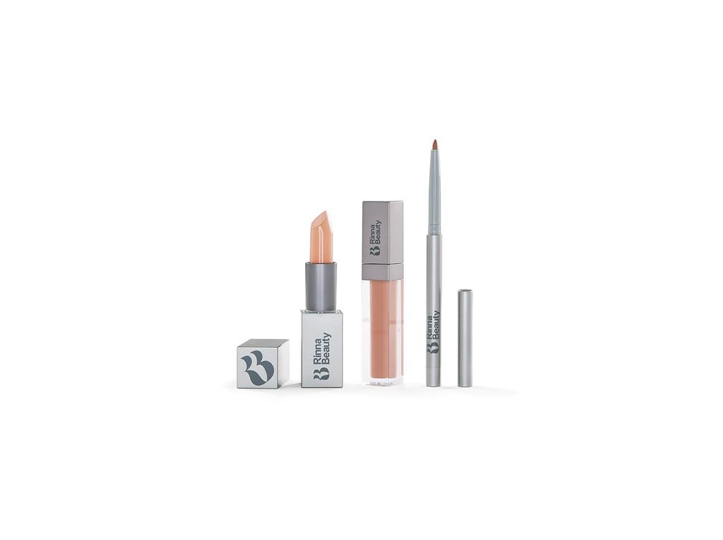 Lisa Rinna Launches Her Own Beauty Line, Sells Out Lip Kit