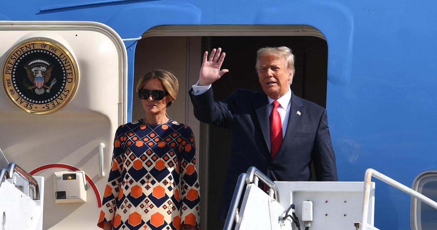 Donald Trump Asked Melania To Wear A Bikini To Make Guys Jealous