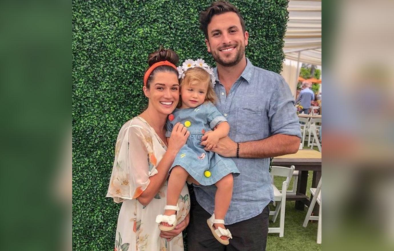 Jade Roper & Tanner Tolbert Share Their 'First Photo As A Family Of Four!'