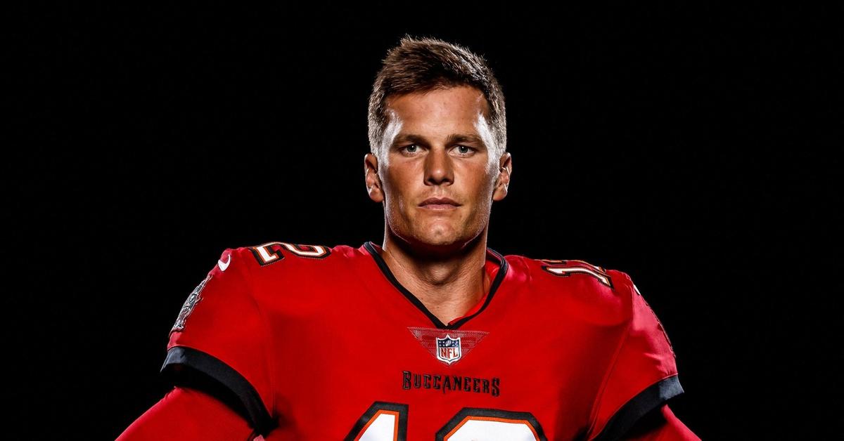 Tom Brady 'Tried To Keep A Happy Face' During Brutal Netflix Roast