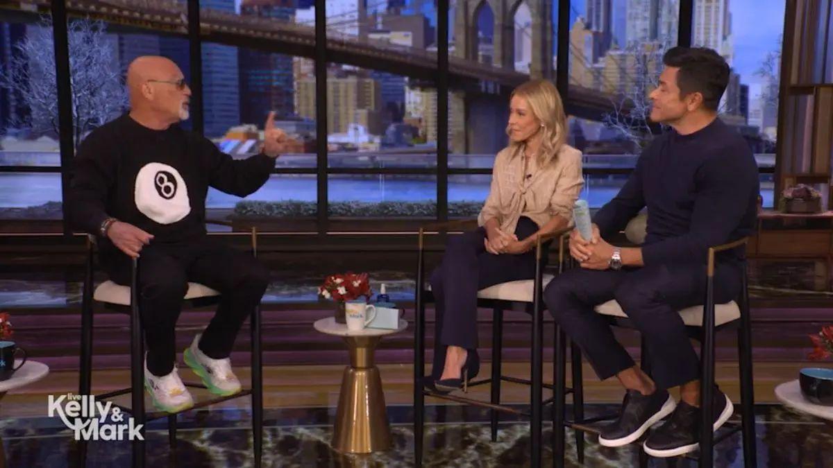 Howie Mandel 'Regrets' Saying 'Sorry' To Kelly Ripa After 'Live' Moment