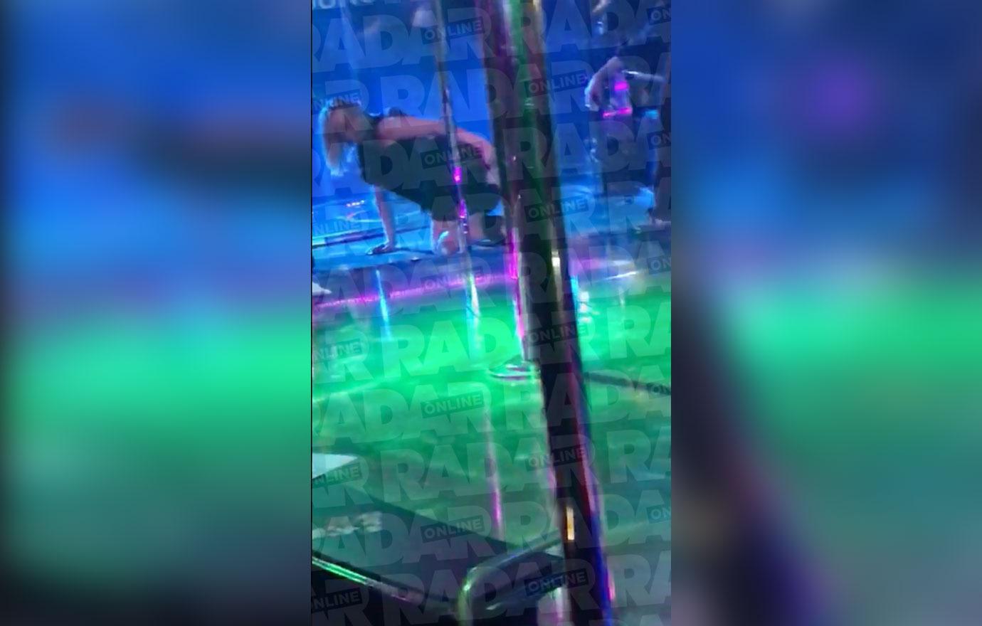 Photos: Jennifer Lawrence Shirtless In Strip Club Dance