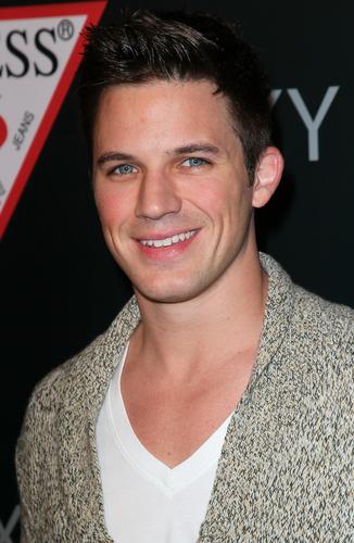 Tia Mowry Hardrict, Ross Mathews and 8 Other Stars Reveal Their ...