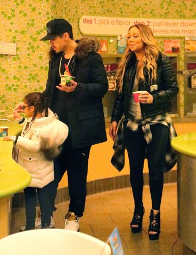 Mariah Carey And Bryan Tanaka Enjoy A Fro-Yo Pit Stop With Her Twins