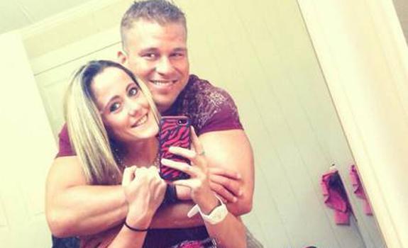 Moving Too Quickly? Jenelle Evans And New Boyfriend Buy House Together!