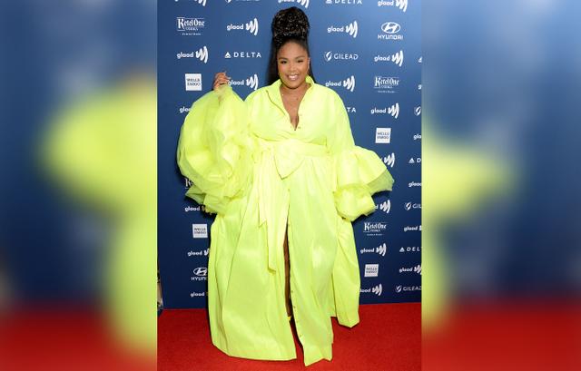 Lizzo Shows Off Her Bare Butt On Instagram — See The Pic!