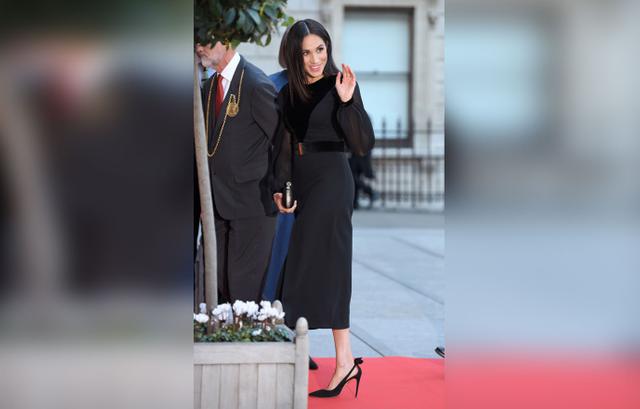 Mom-To-Be — See The First Photos Of Meghan Markle's Baby Bump