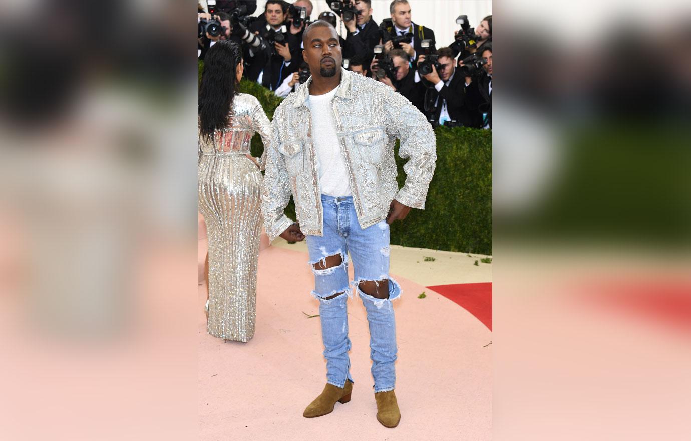 Kanye West’s ‘Depressed’ & ‘Struggling With His Mental State’ Following ...