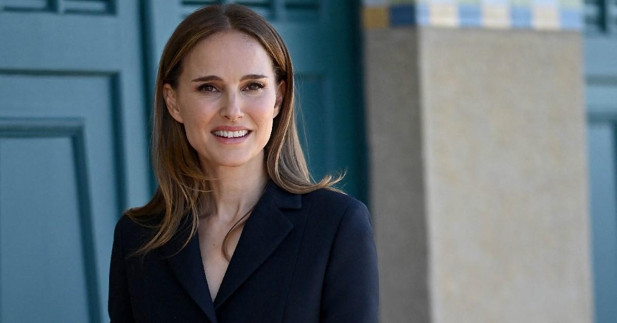 Reese Witherspoon 'Helping' Pal Natalie Portman Navigate Her Divorce