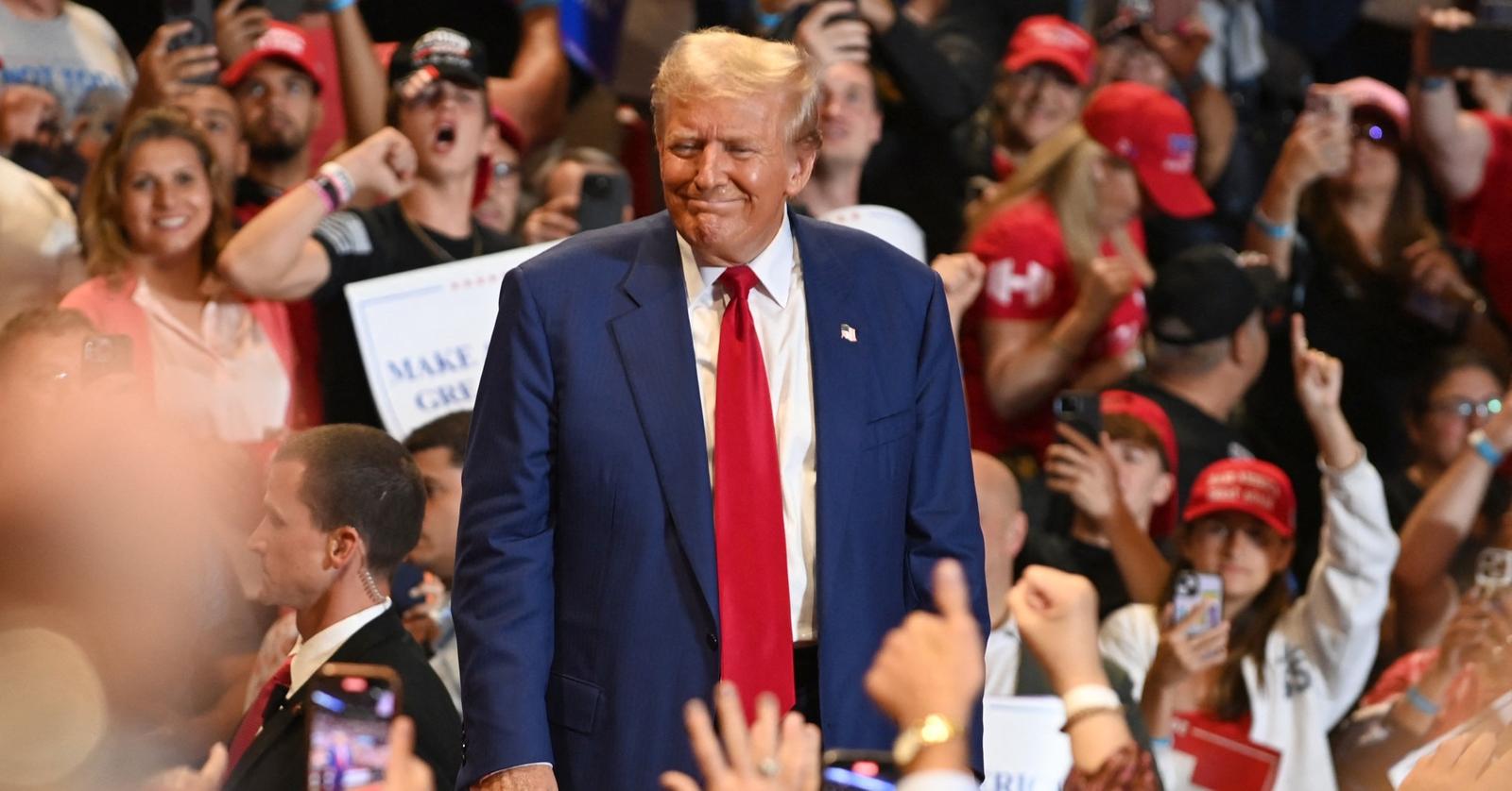 Donald Trump Sparks Health Concerns After Dragging His Leg: Watch