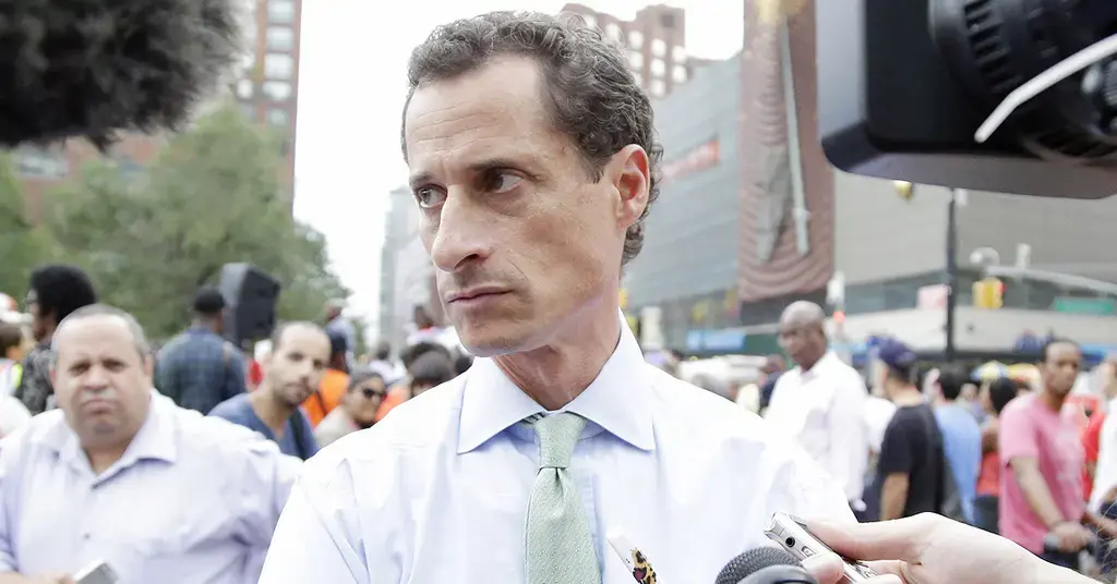 Anthony Weiner Admits 'It's Very Hard' to Be on Sex Offender Registry