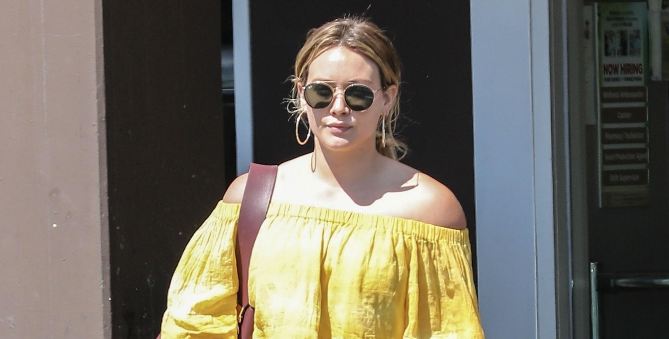 Hilary Duff Shows Belly Stomach In Yellow Crop Top Photos