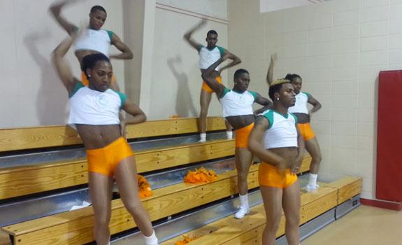 Give Us An F For Fabulous! Watch Alabama's All Male Cheer Team—The ...