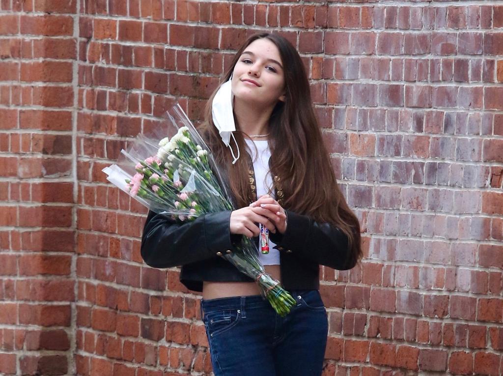 Suri Cruise, 17, Makes Rare Outing For Mom Katie Holmes' Birthday