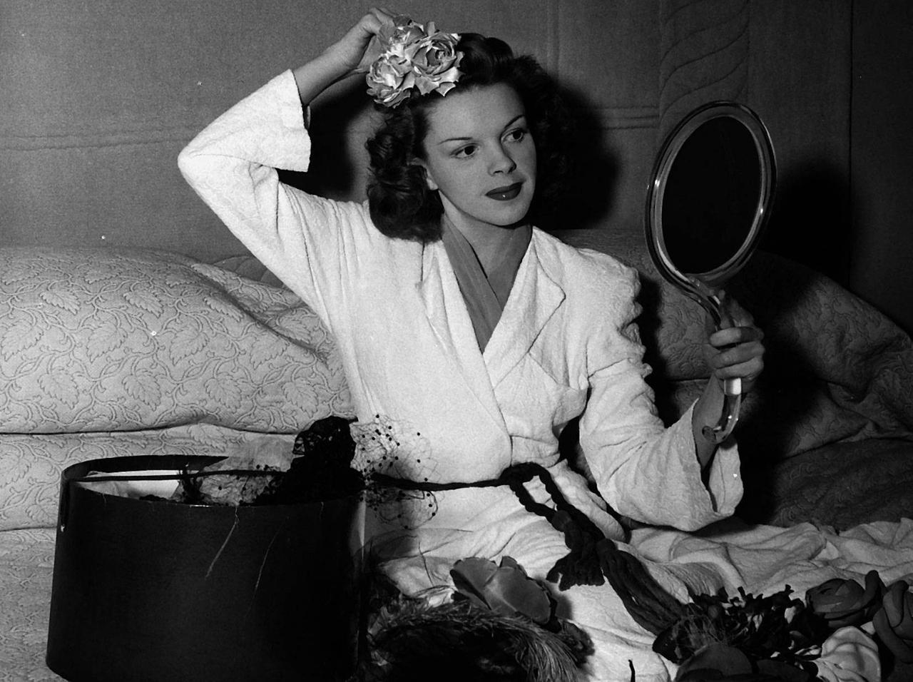 'Wizard Of Oz' Star Judy Garland Longed To Look Like Marilyn Monroe